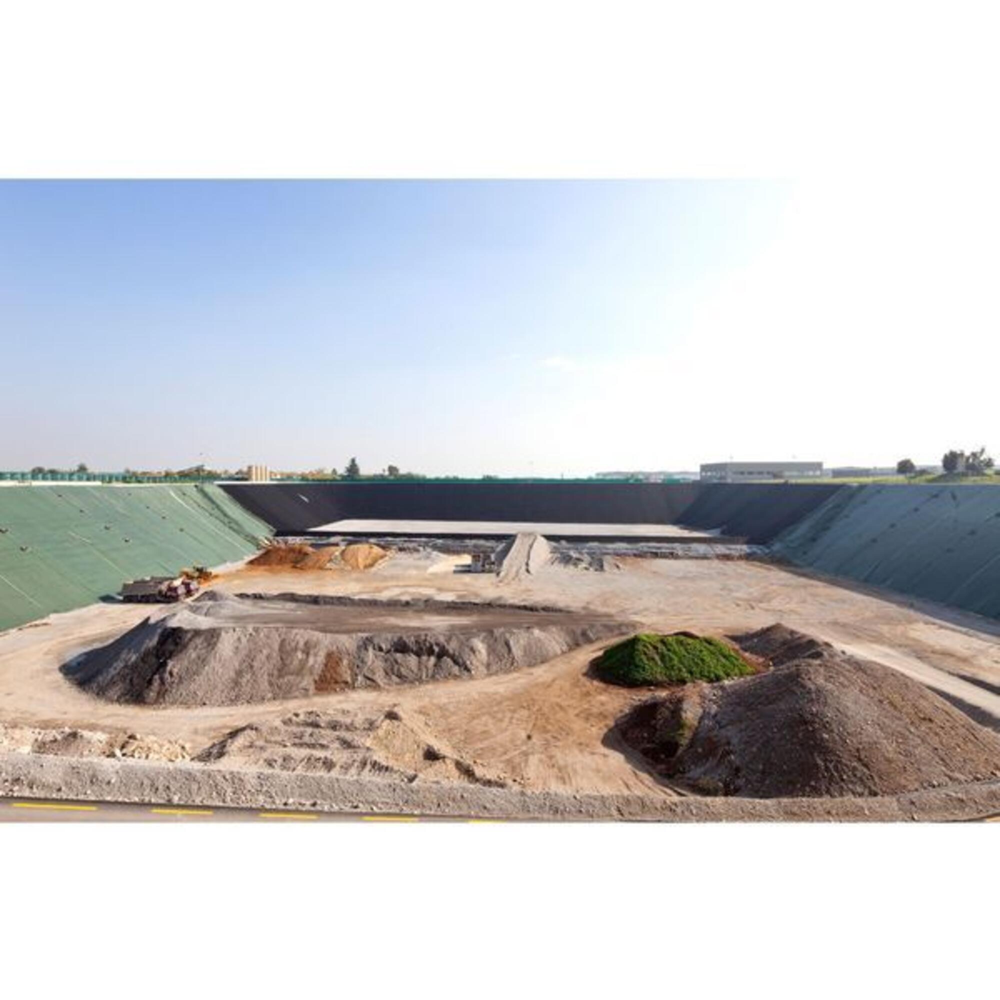 Geomembrana de Polietileno de Alta Densidade Alvatech 5002 | Obras360